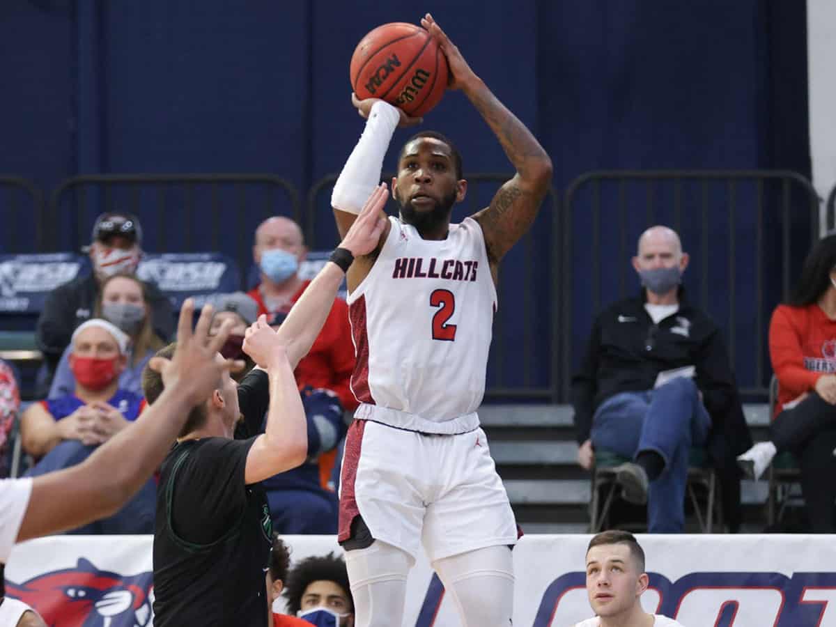 Pullum's season-high 31 points lead Hillcats to win over RiverHawks